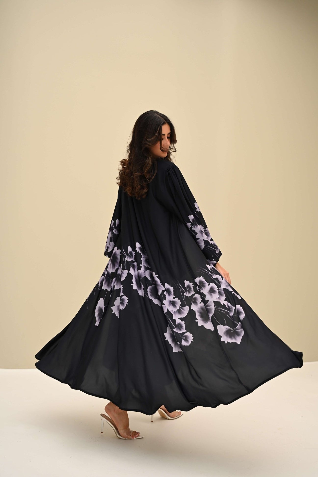 Buy Printed Abayas – Floral & Trendy Styles