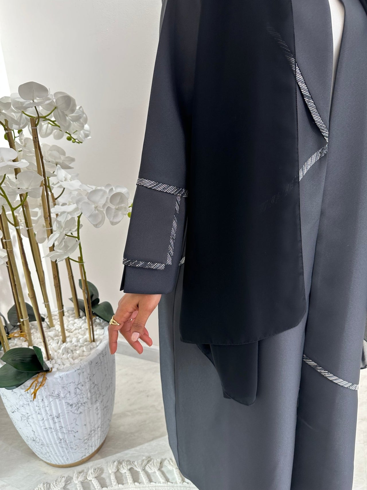 Black Summer Work Abaya 22 | Elegant Dubai Abaya CAS – CAS Abaya