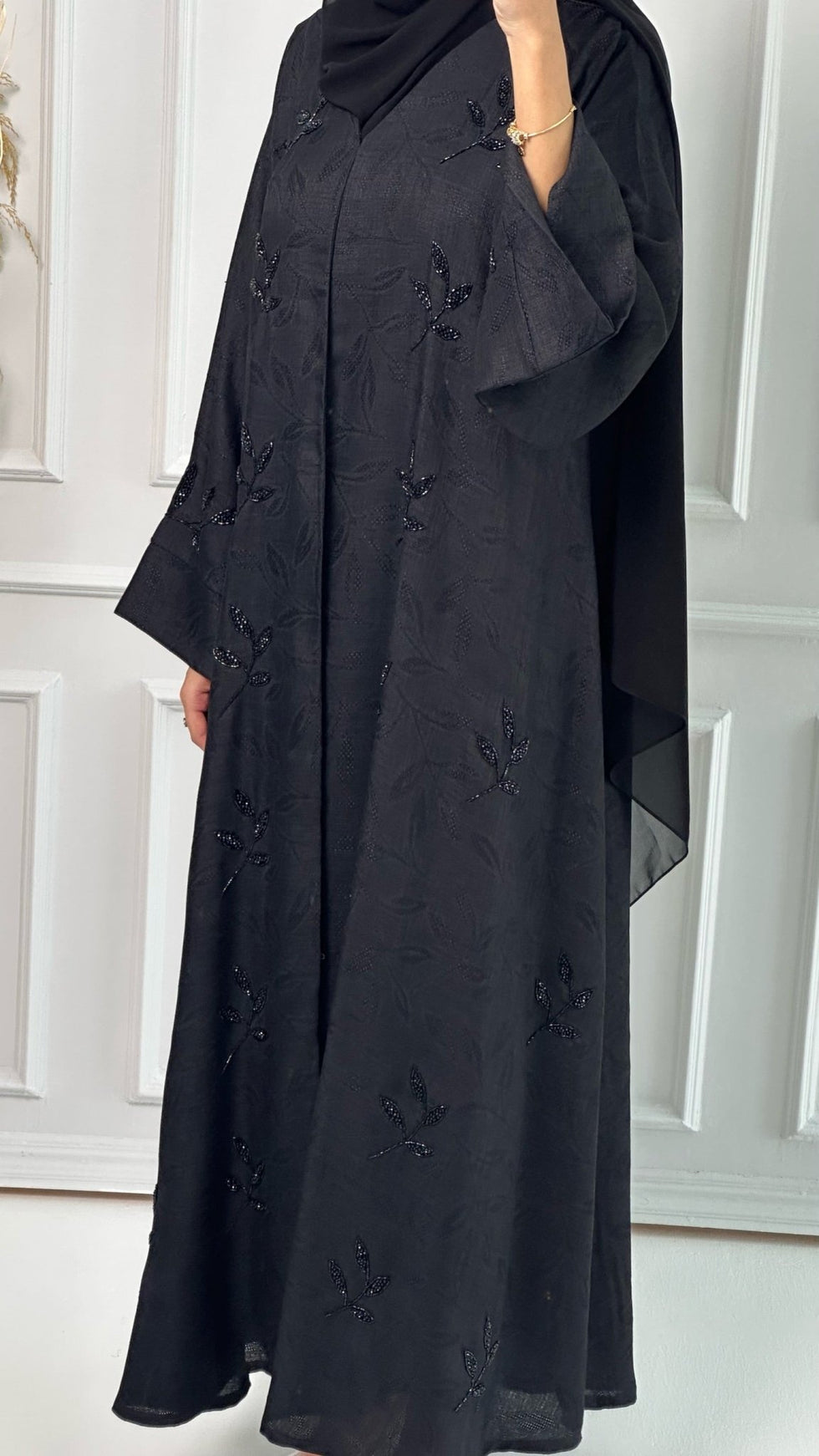 C Leaf Print Jacquard Kloosh Abaya – CAS Abaya
