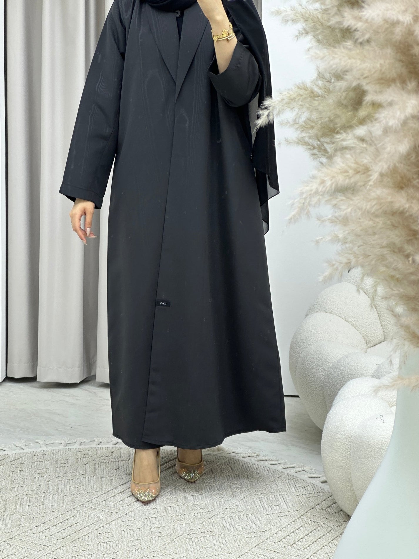 C Premium Jacquard Black Winter Coat Abaya Set – Crystal Abaya Studio
